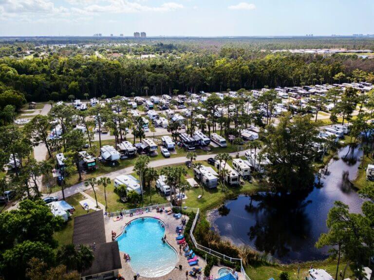Blueway RV Park | Family Friendly Fort Myers RV Resort