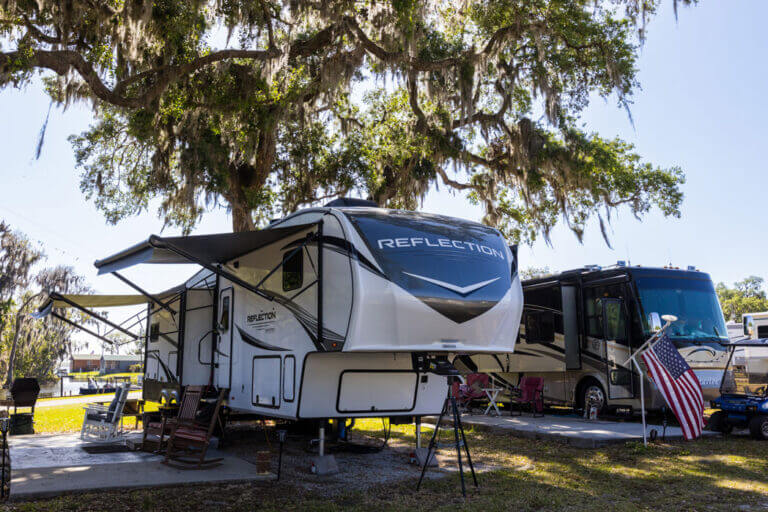 Oak Harbor RV Park - 55+ RV Resort in Haines City, Florida