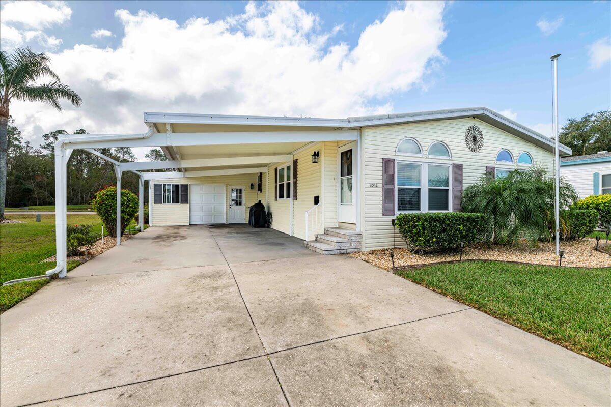 2214 Cypress Cross Loop | Homes for Sale in Lakeland, Florida